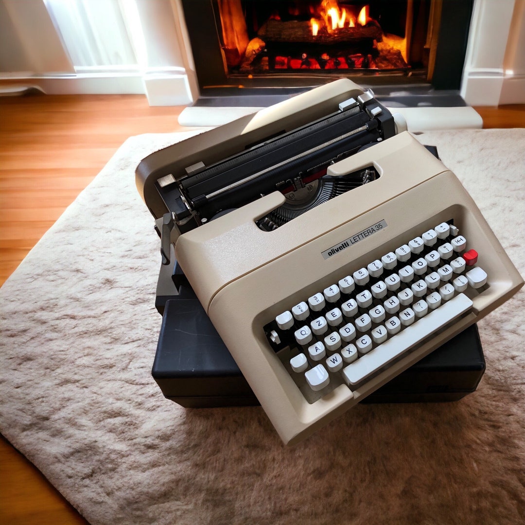 Vintage Olivetti Typewriter Lettera 35, Perfectly Working, Year of ...