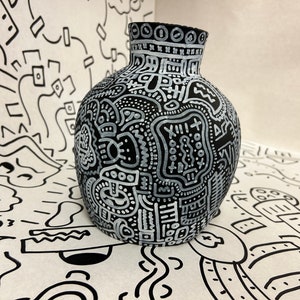 Doodle Art Vase/jug/statue - Etsy