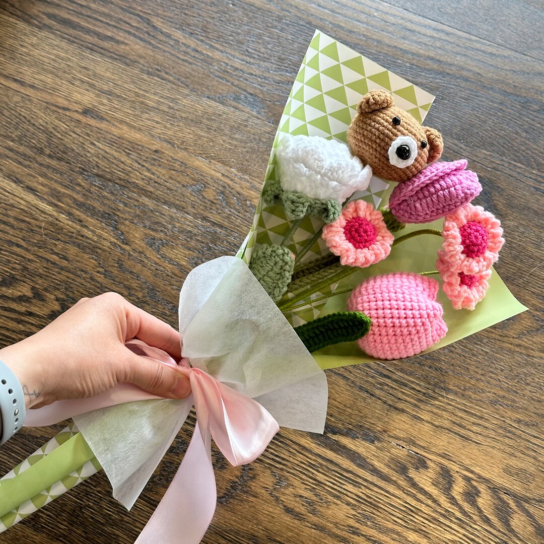 Crochet Animal and Flower Bouquet, Knitted, Handmade, Perfect Gift for ...