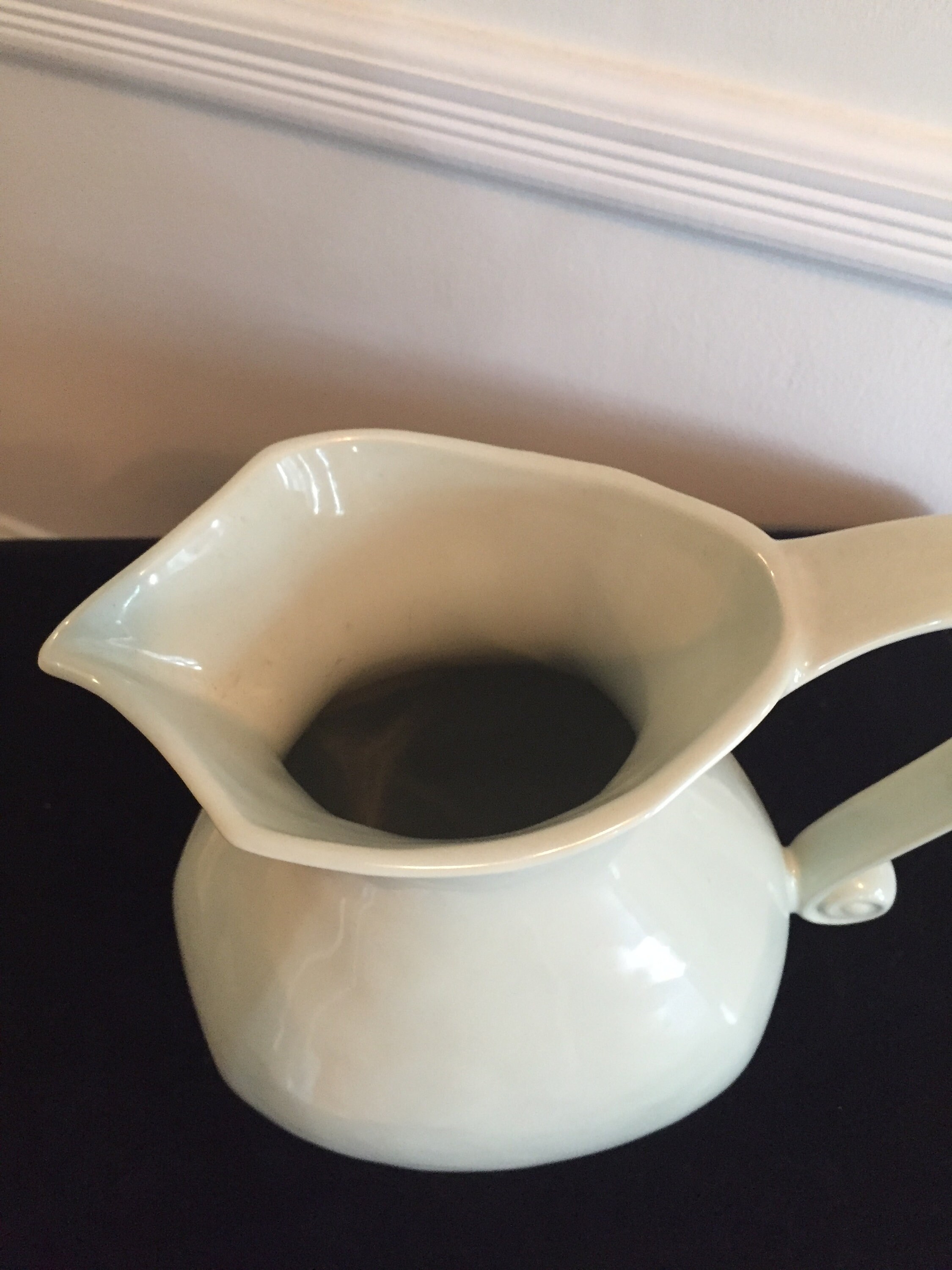 Large Vintage Juliska Octavia Pitcher in Cucumber With White Trim ...
