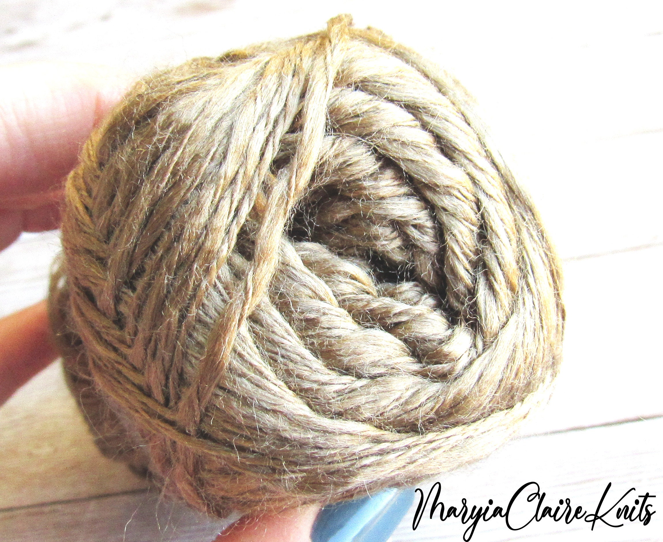 Flamme Acryl Fine Yarn in Camel Brown Color Thin to Thick - Etsy