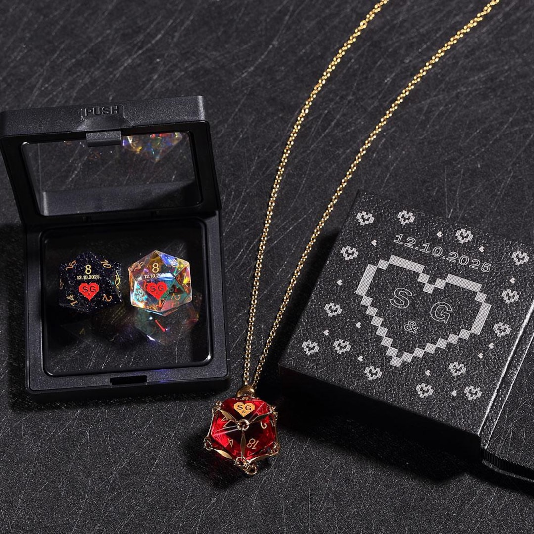 Personalised D20- Custom Wedding Dice - Custom D20, Engagement Gift ...