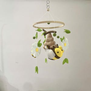 Floral-themed Bees Baby Crib Mobile, Mini Bee Mobile ,bees Baby Mobile ...