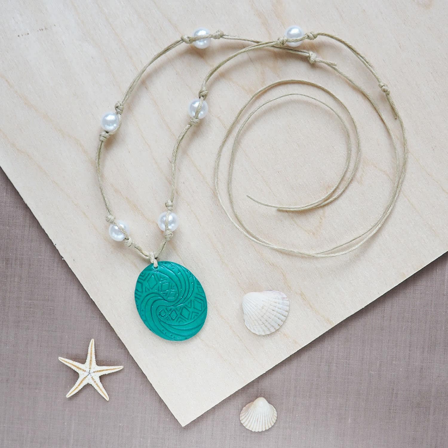 Moana Necklace Glow in the Dark / Luminous Heart of Te Fiti Pendant ...