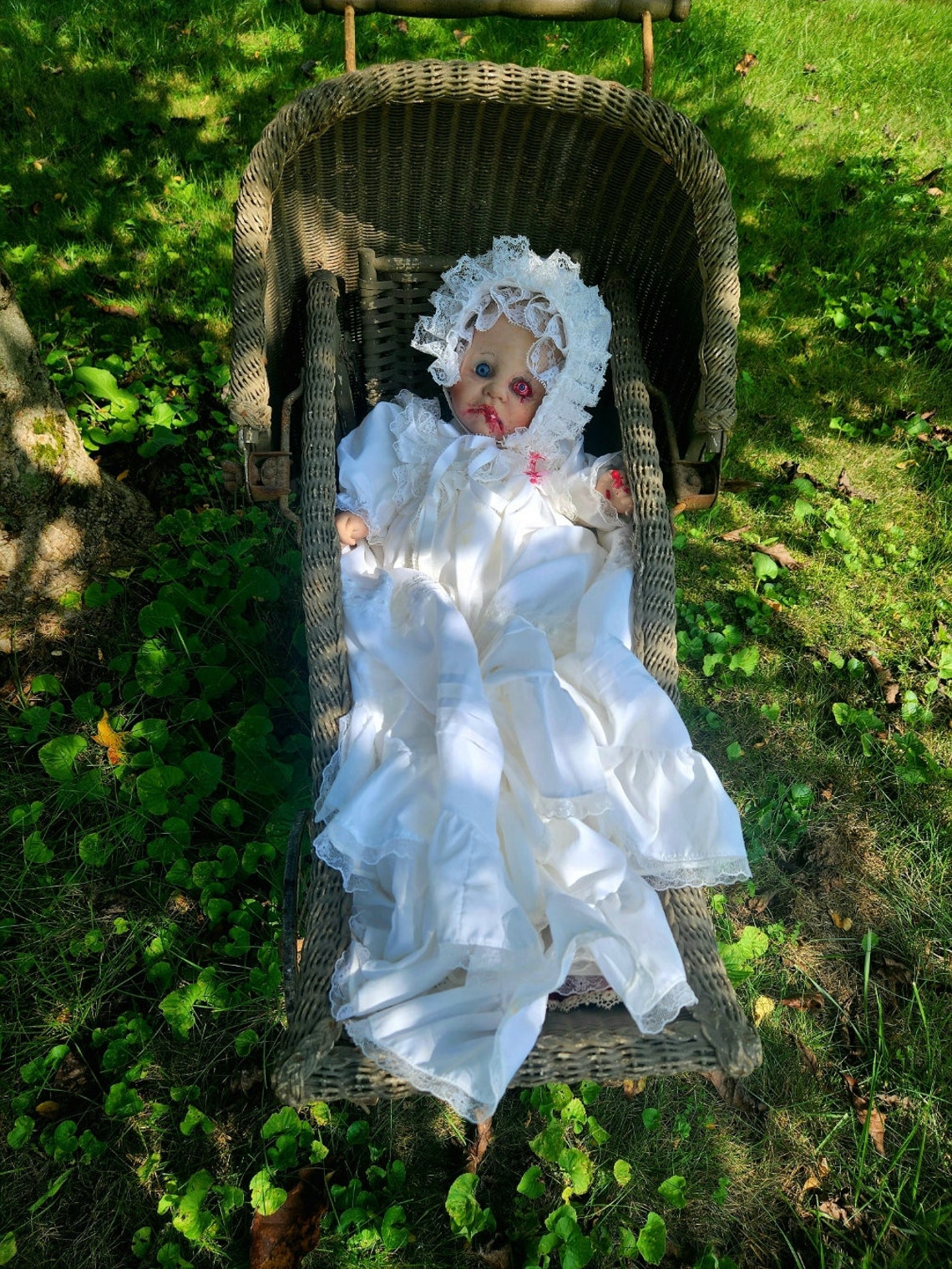 Creepy Porcelain Horror Doll, Gothic Home Decor, Vampire - Etsy