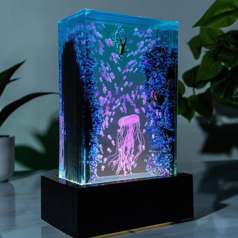 Jellyfish Swarm Resin Desk Light Underwater Scuba Epoxy Sculpture for ...
