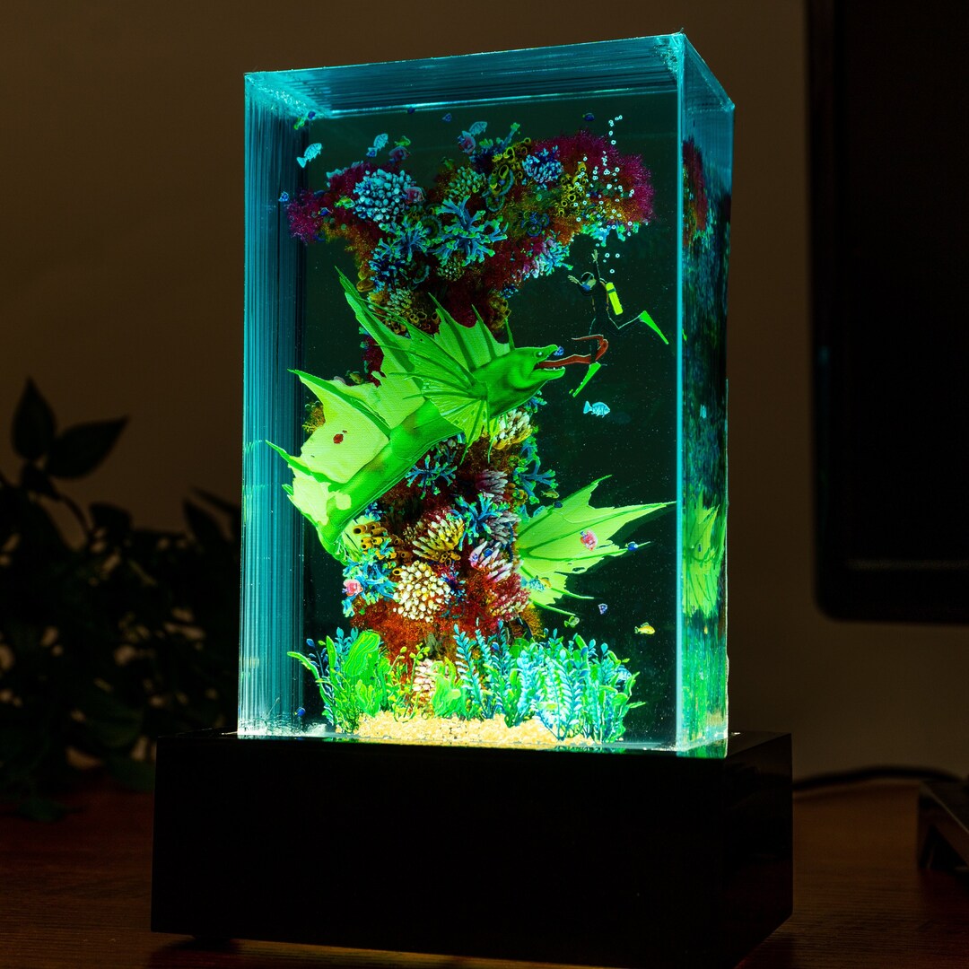 Reef Eel Scuba Diver Resin Lamp Desk Art Sculpture Coral Admirer Unique ...