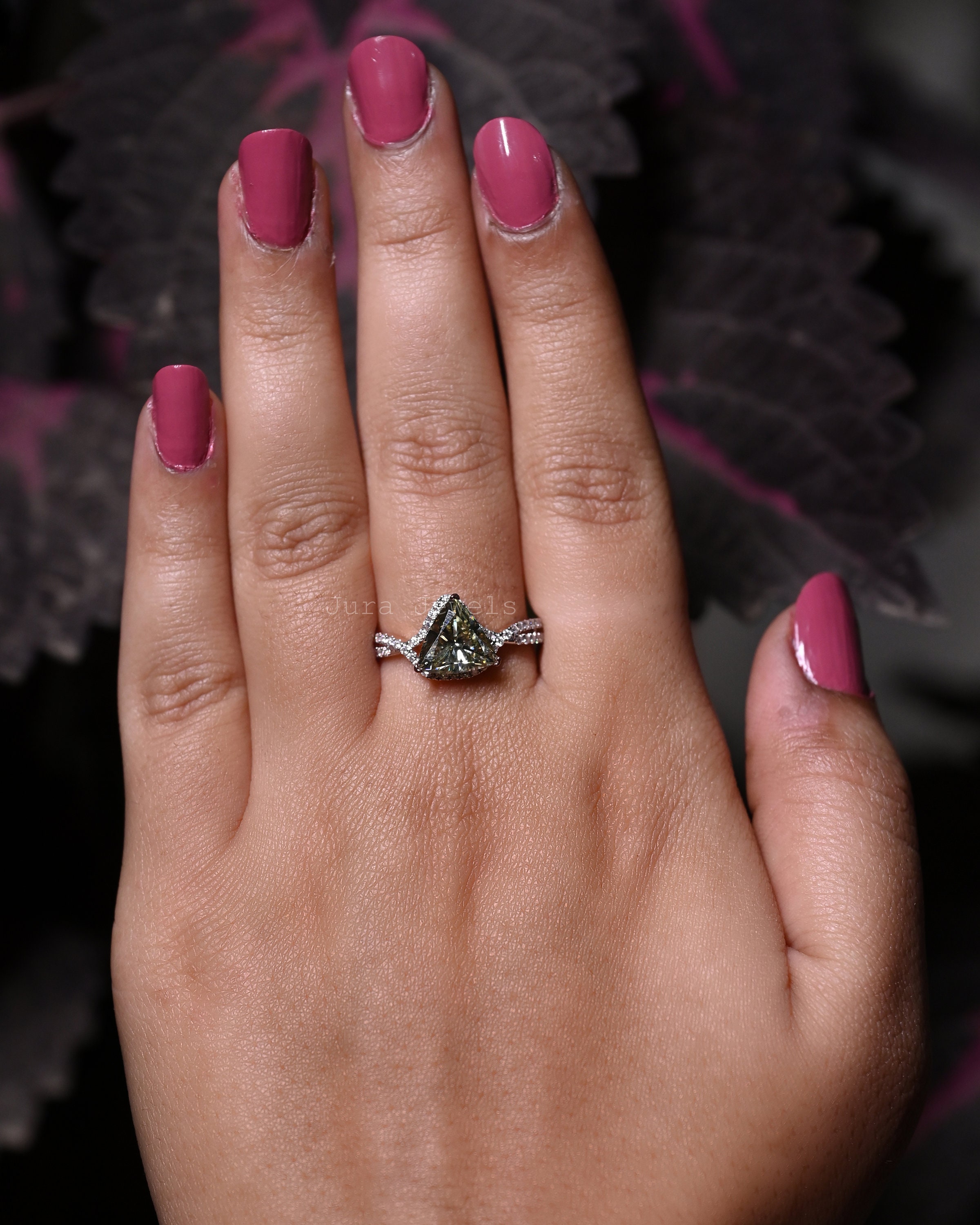 2.25 CT Green Trilliant Cut Moissanite Engagement Ring/ 10K Solid Gold ...