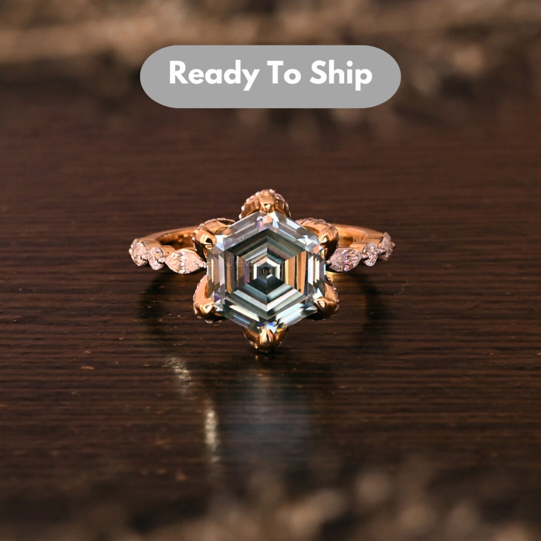 5.50CT Hexagon Step-cut Moissanite Engagement Ring/10k Solid Gold ...