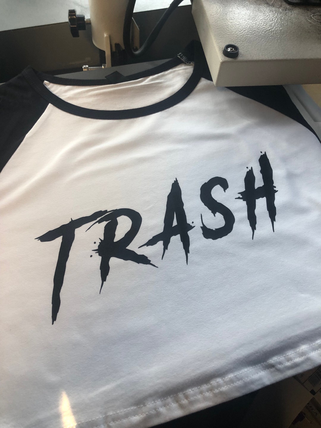 Weeb Trash Crop Top Cropped Top Anime Weeb Kanji - Etsy