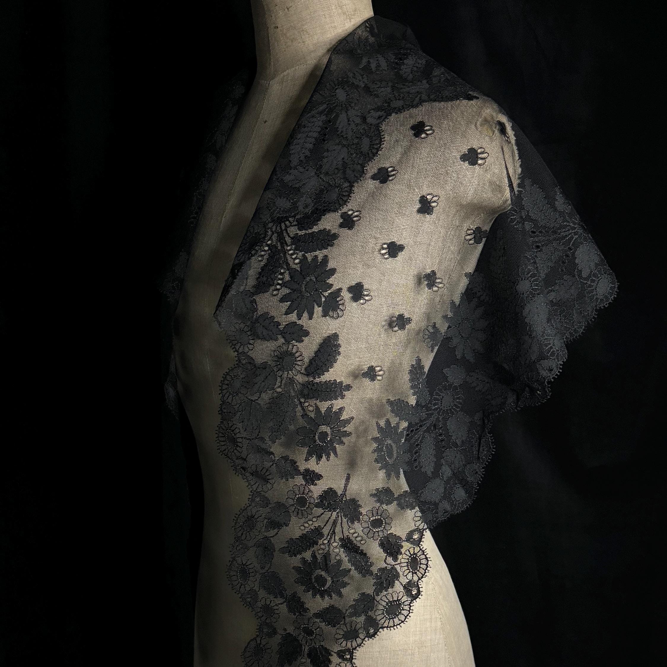 Victorian Black Lace Shawl With Collar. Antique Black Lace Shawl With ...