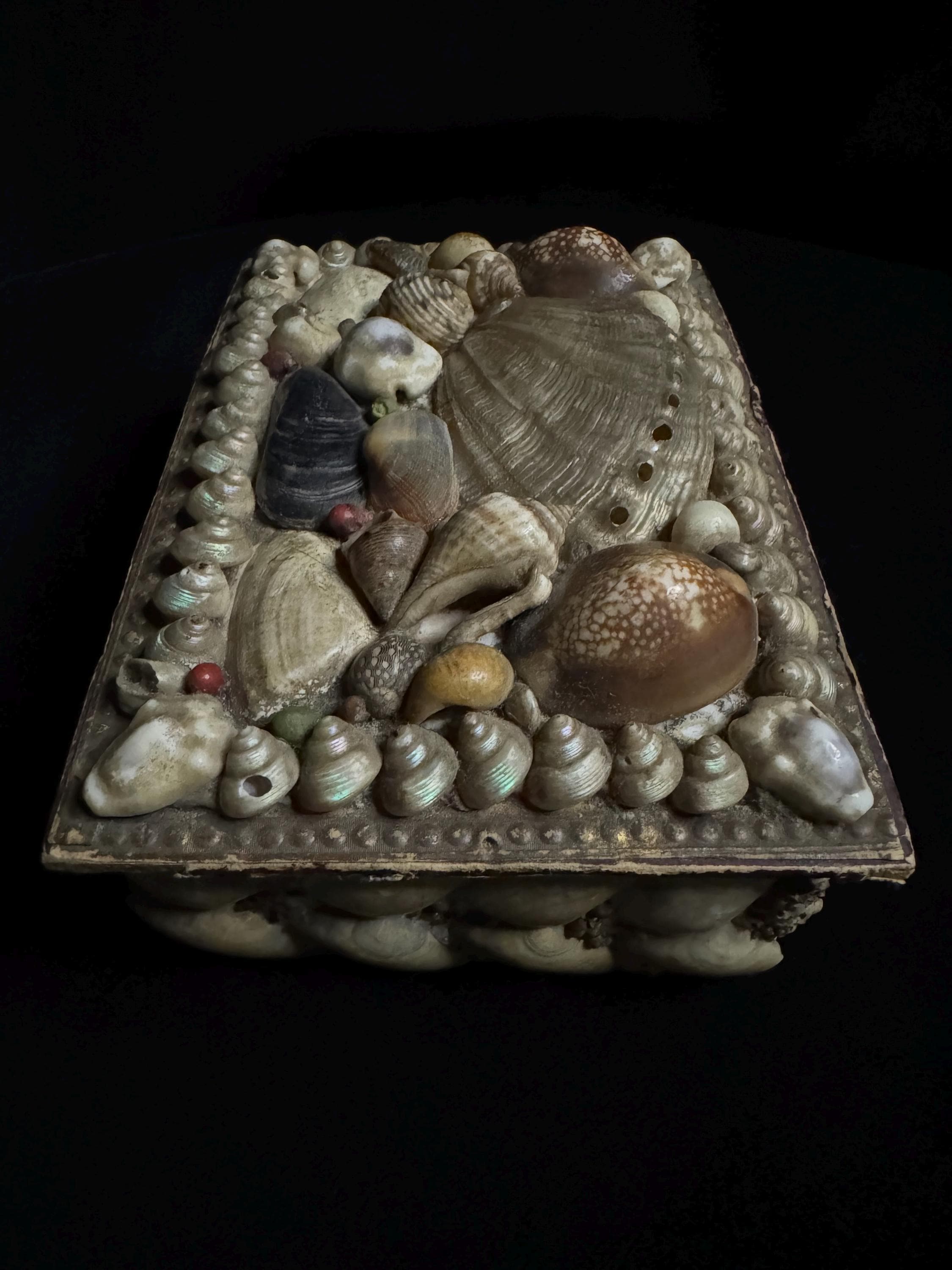 Victorian Seashell Art Trinket Box. Antique Box Decorated With ...