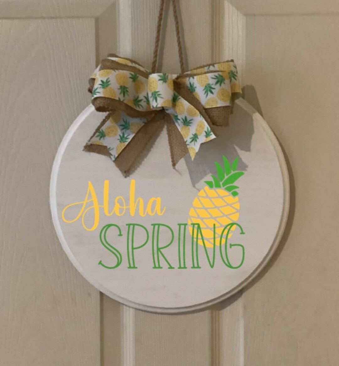 Aloha Spring Pineapple Front Door Sign. Hello Spring Hawaiian Pineapple ...