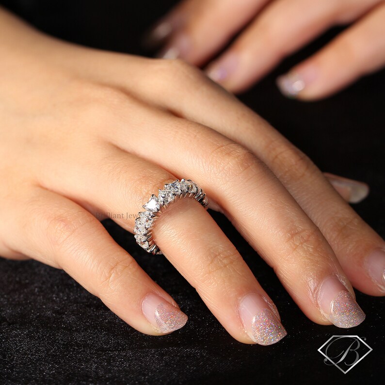 14K White Gold Gorgeous Heart Cut Diamond Wedding Band Full Eternity ...