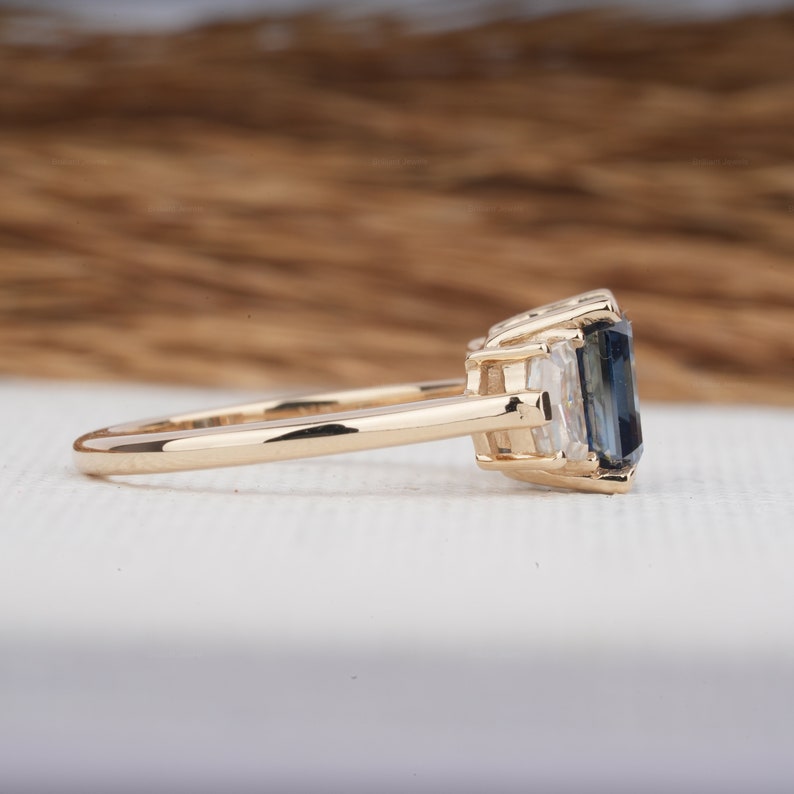 2.50CT Asscher Cut Moissanite Ring 14K Solid Gold Blue Asscher Moissanite Engagement Ring ...