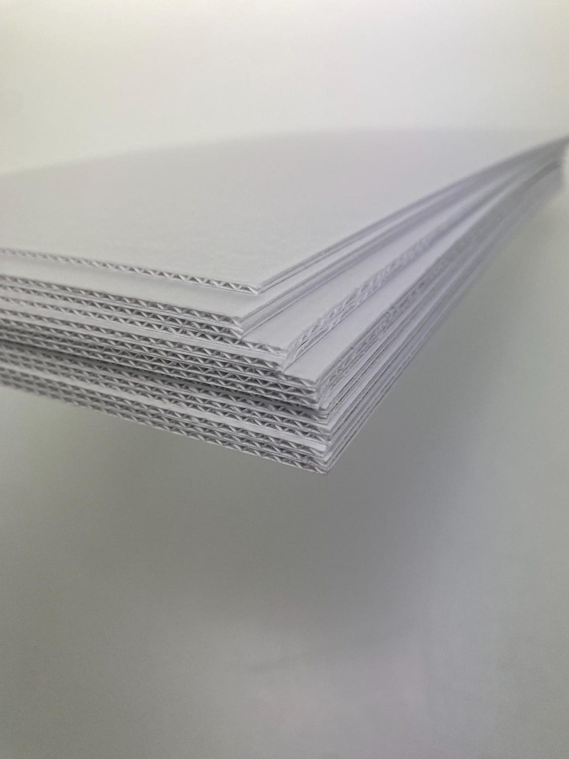 E-flute 35 X Wh/wh/white A4 Sheets - E-flute Corrugated Cardboard for ...