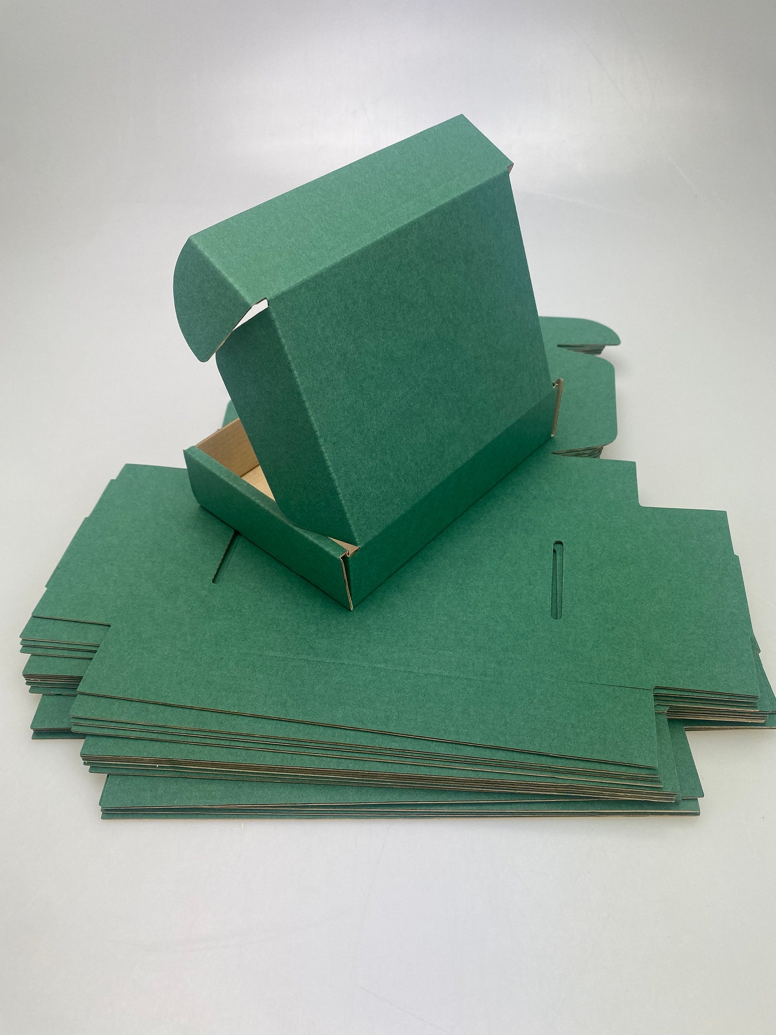 15 X Green Corrugated Cardboard Shipping Boxes, Royal Mail Small Parcel ...