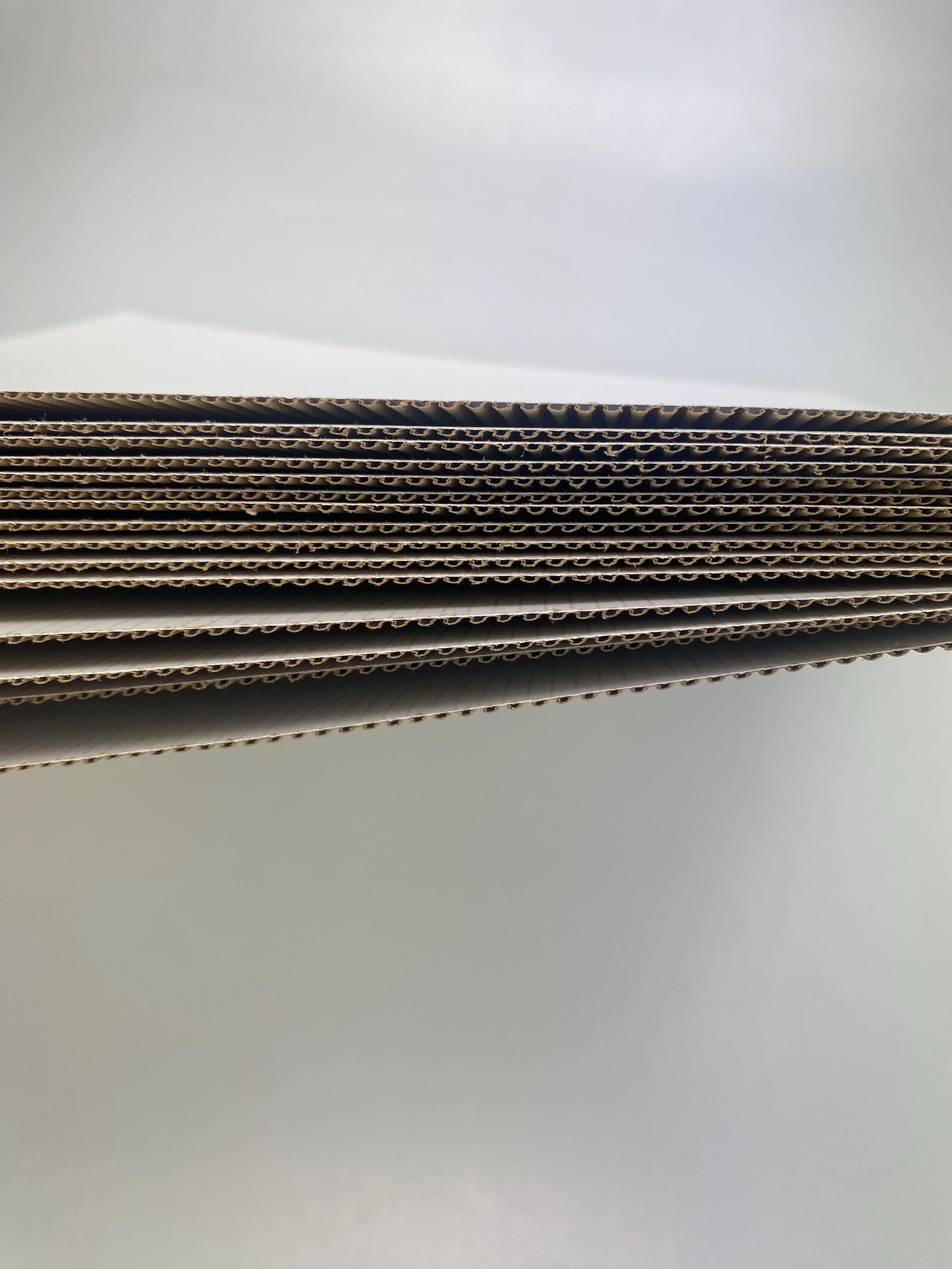 15 Open E-flute Sheets Brown /white 17,7 Inch X 15,7 Inch ( 45 Cm X 40 ...