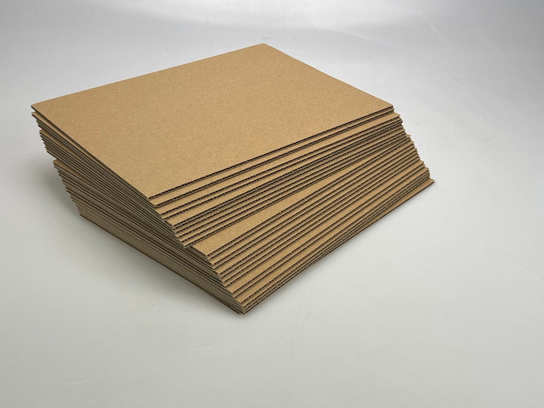 25 feuilles de carton ondulé A4 marron : Carton de 3 mm d'épaisseur ...
