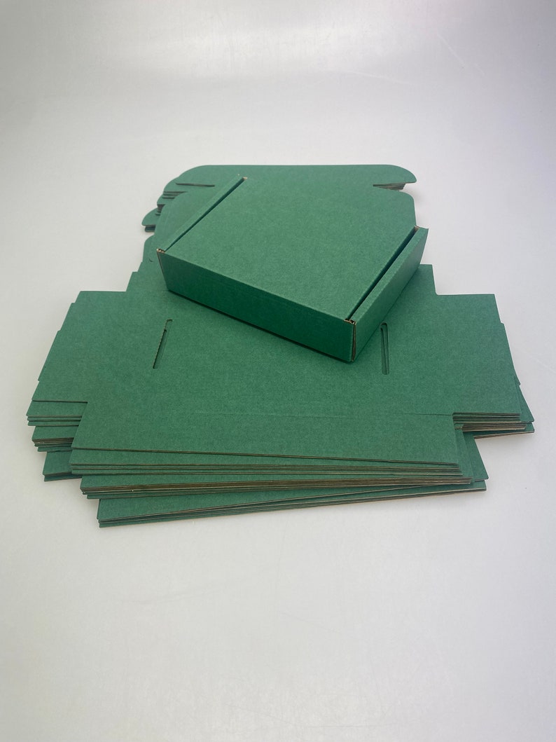 15 X Green Corrugated Cardboard Shipping Boxes, Royal Mail Small Parcel ...