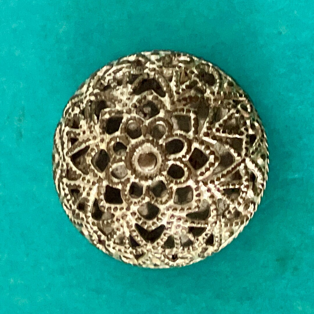Vintage Dome-shaped Filigree Openwork Button - Etsy