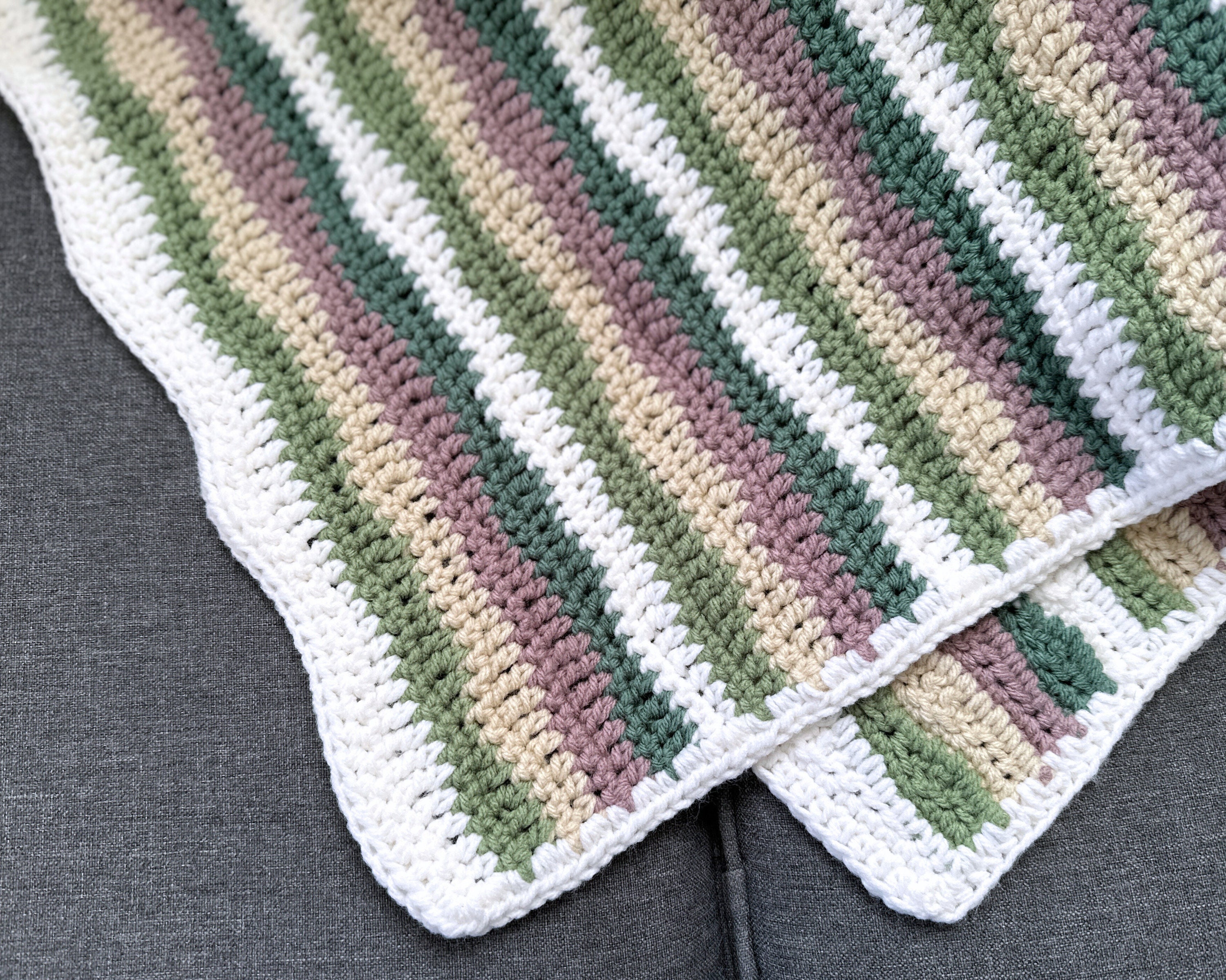 Modern Waves Crochet Blanket Pattern Easy Crochet Blanket Tutorial ...