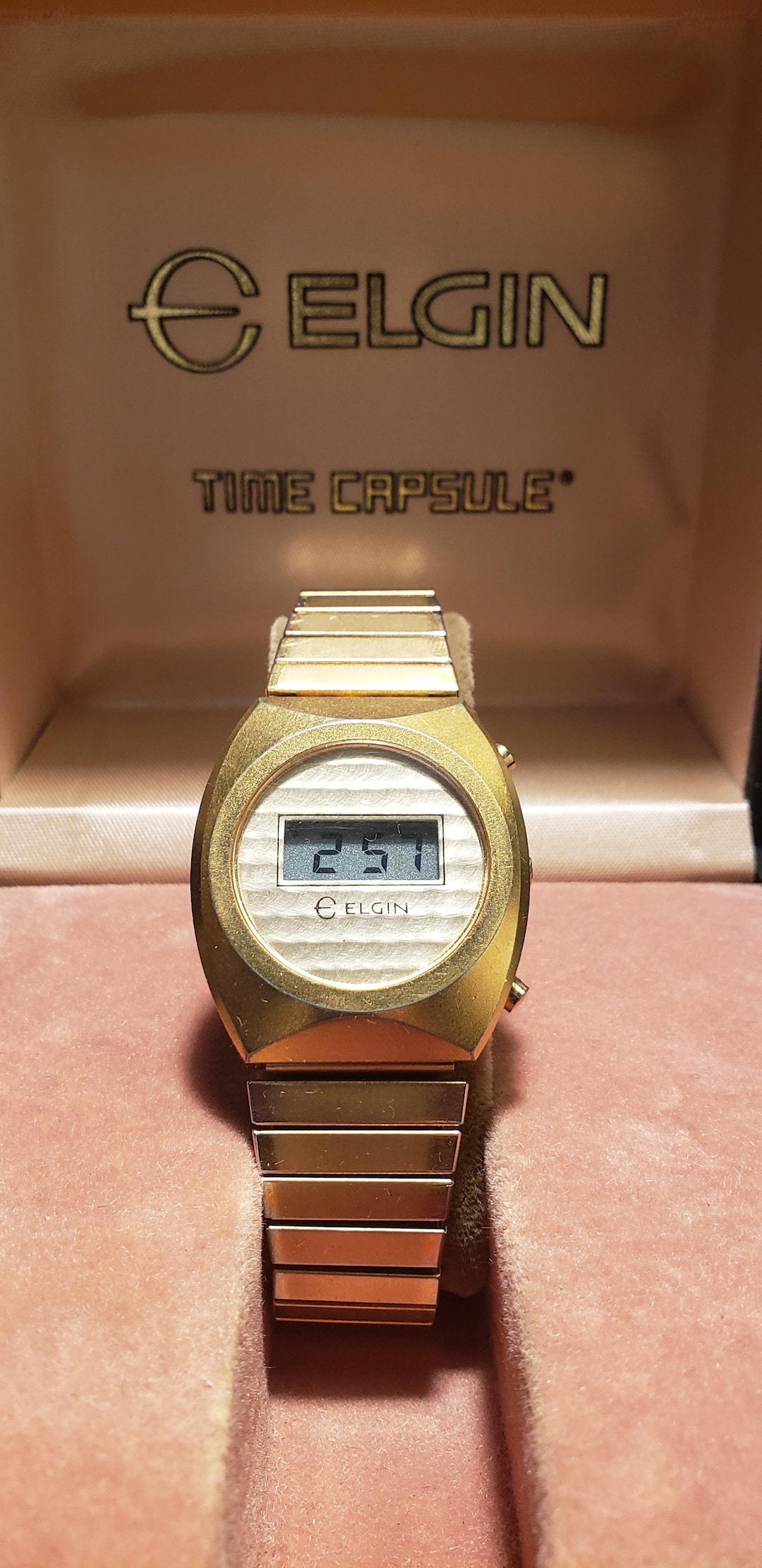 Vintage Elgin Digital Time Capsule Watch: Original Box & Papers, New ...