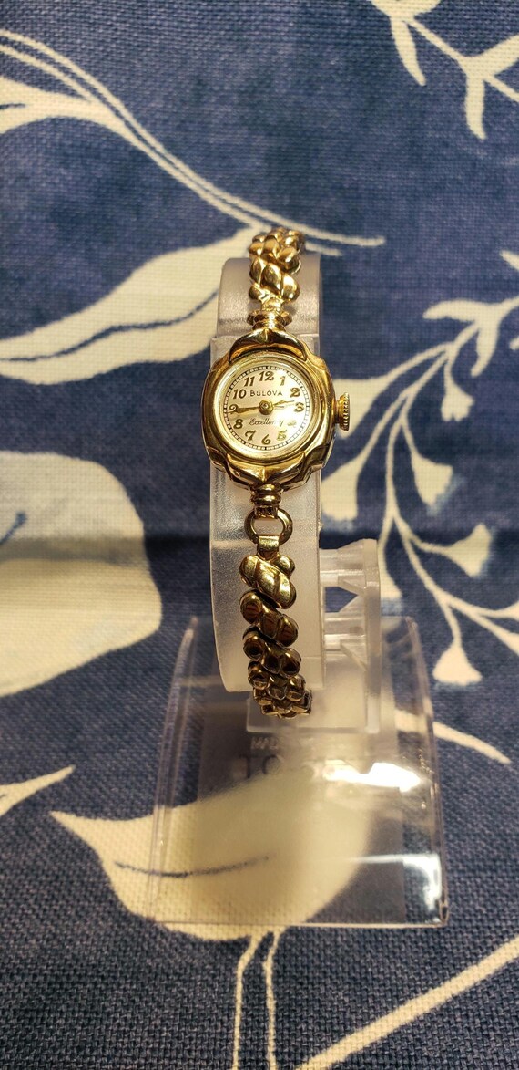 Vintage 10K Gold 1940's Bulova Excellence Dainty Ladi… - Gem