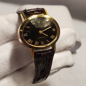 Vintage Ladies Oval Shaped Orvin 17 Jewels Swiss Made Mechanical ...