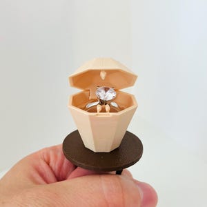 3D Printed Ring Pop Proposal Box: Fun Engagement Ring Case-customize ...
