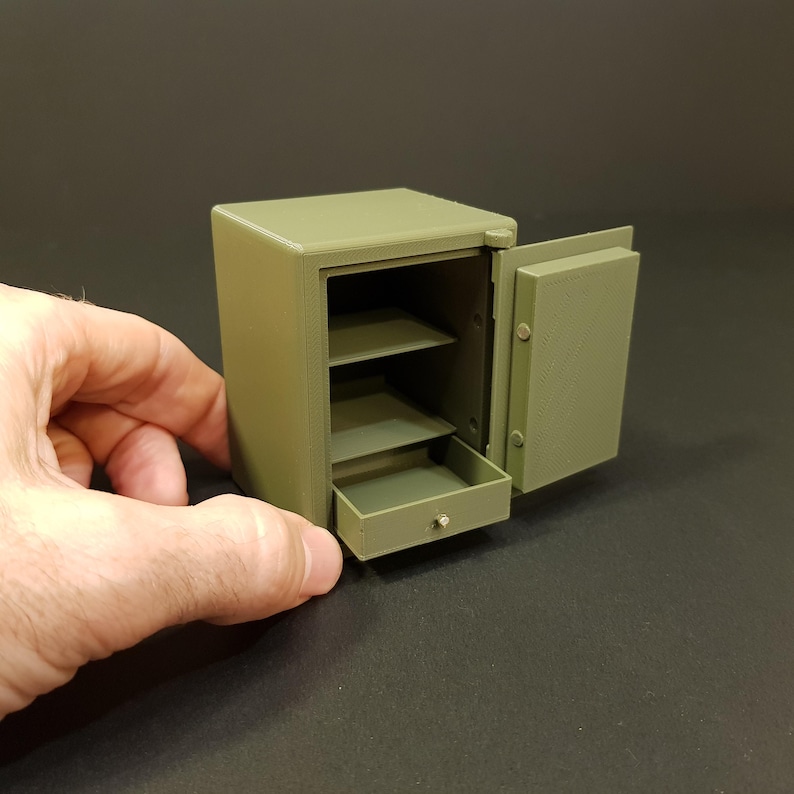 Miniature Vintage Safe With Opening Door - 1/12 Scale, Digital STL ...