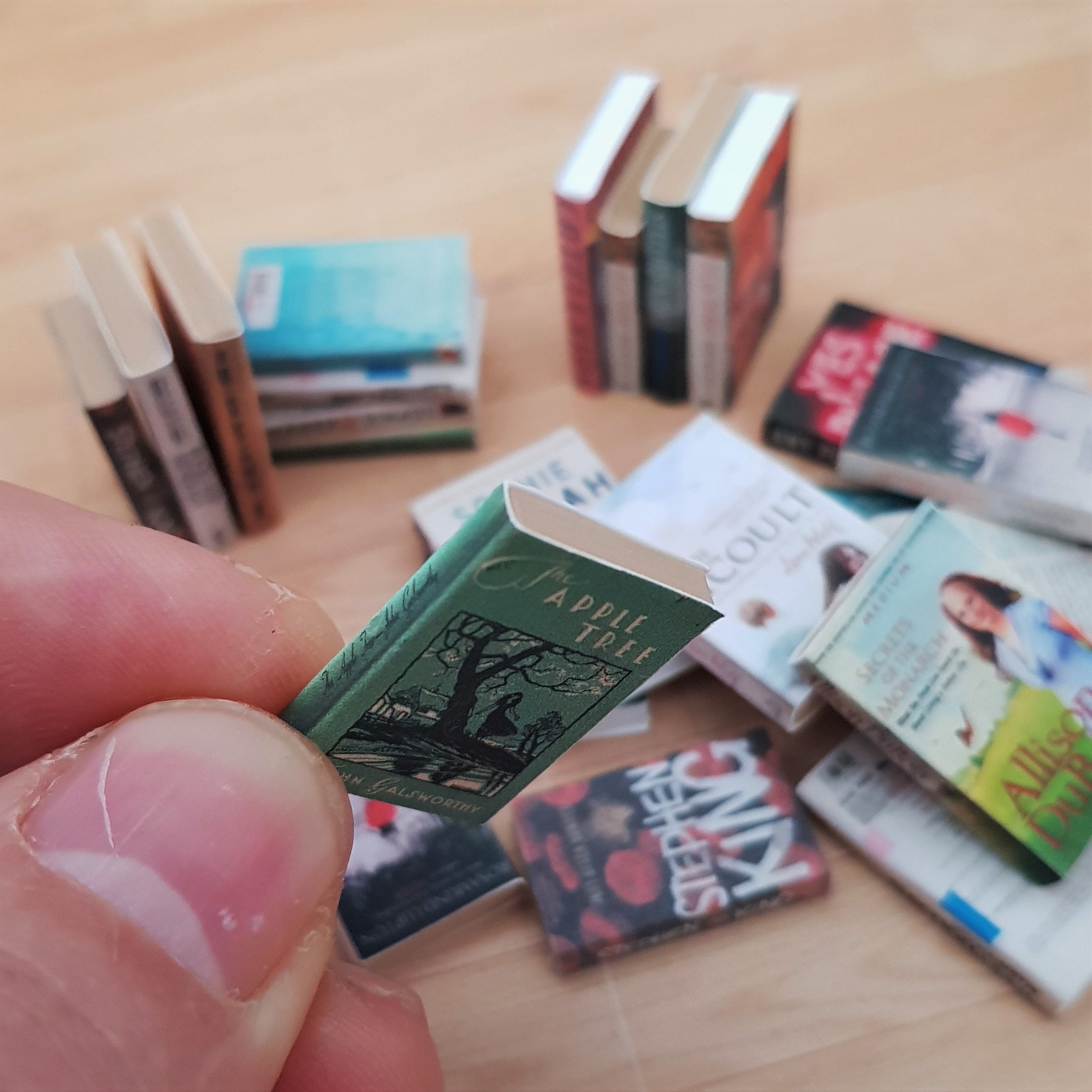 Miniature Book Covers and 3D Printed Book Body 1/12 Scale - Etsy