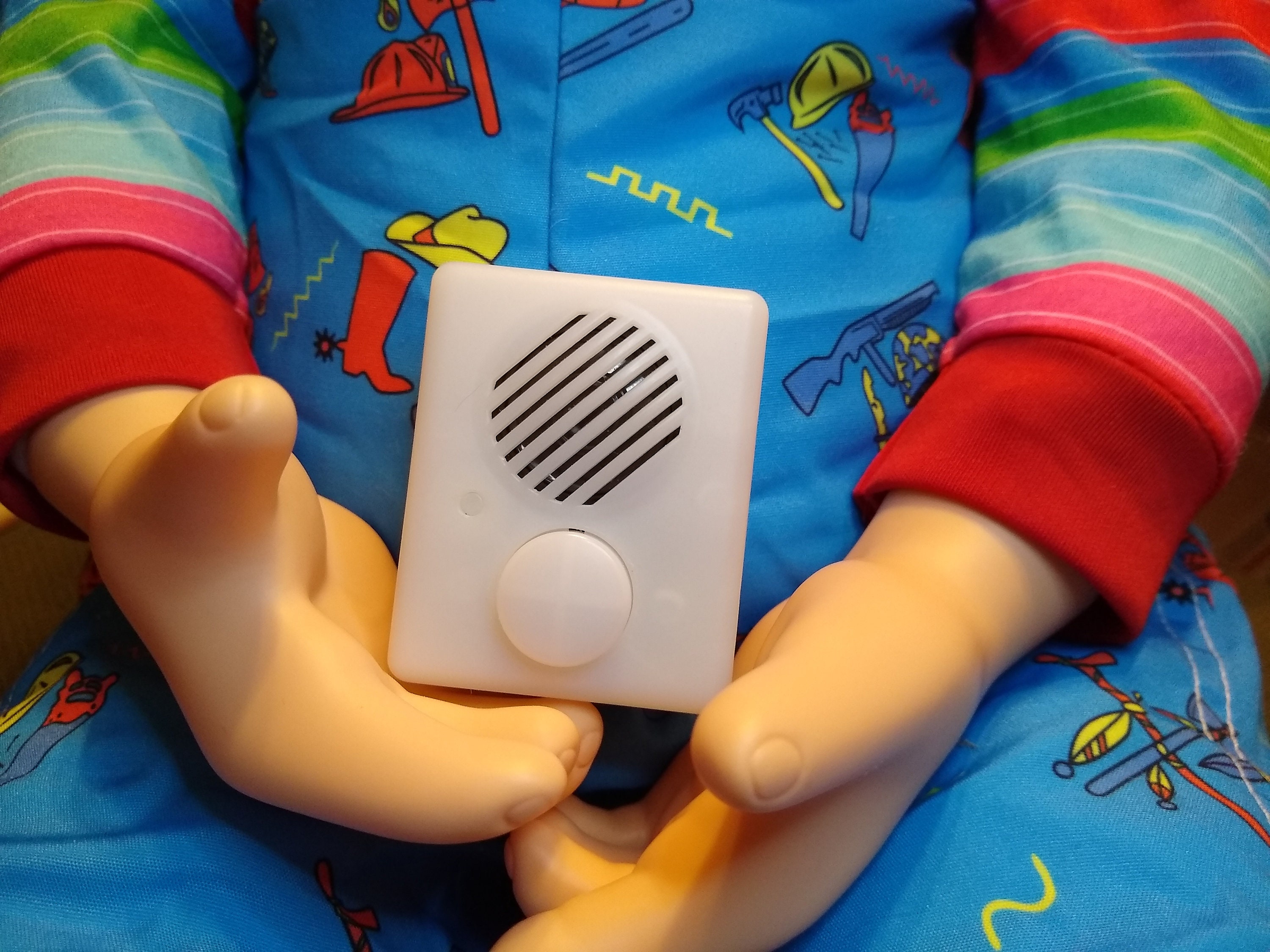 Child's Play Good Guys Chucky Voice Box 8 Phrases Hand - Etsy