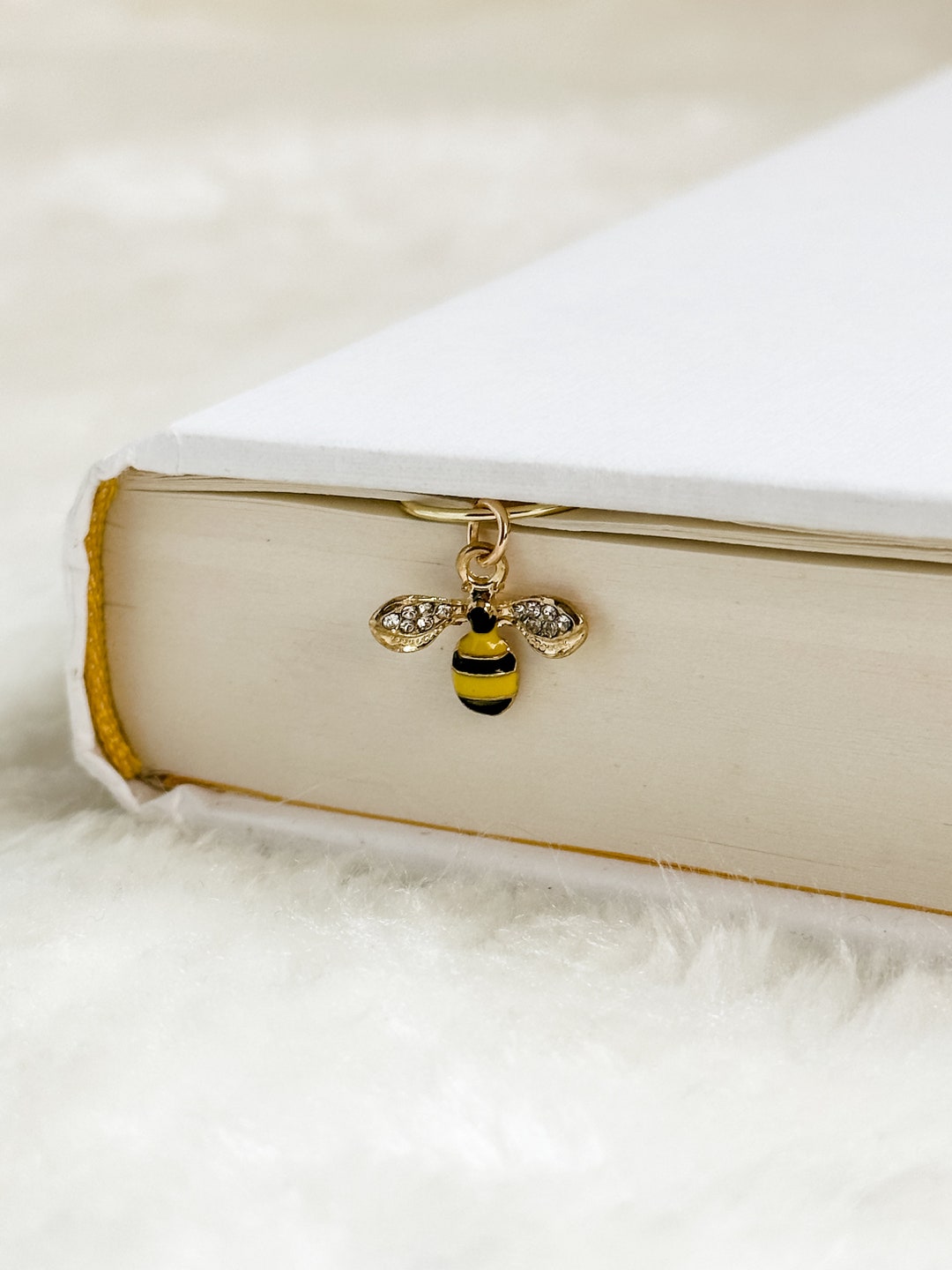Bee Charm Bookmark Paperclip, Bee Bookmark, Animal Charms, Gold ...