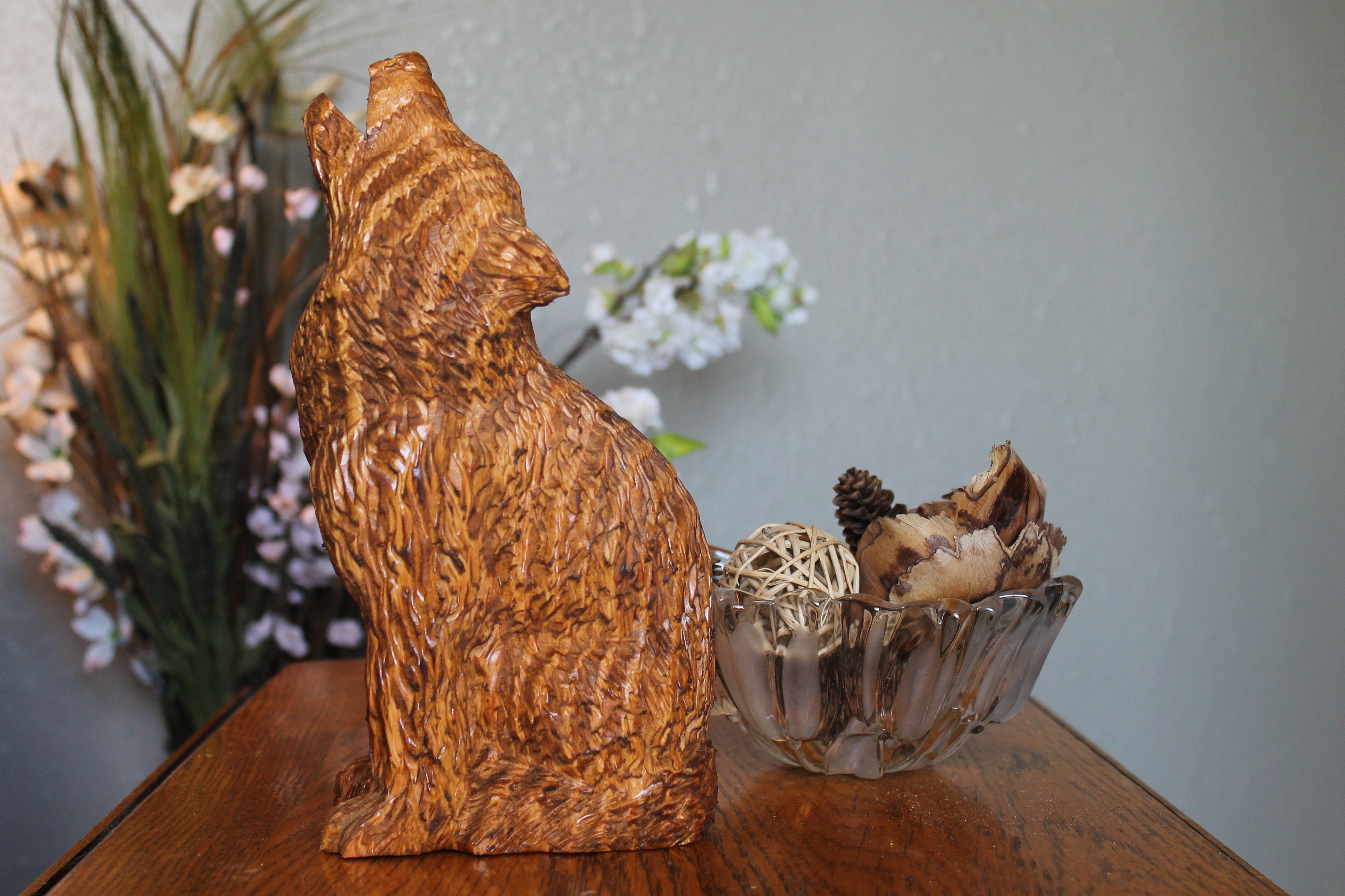 Hand Carved Wooden Howling Wolf Statue - Etsy