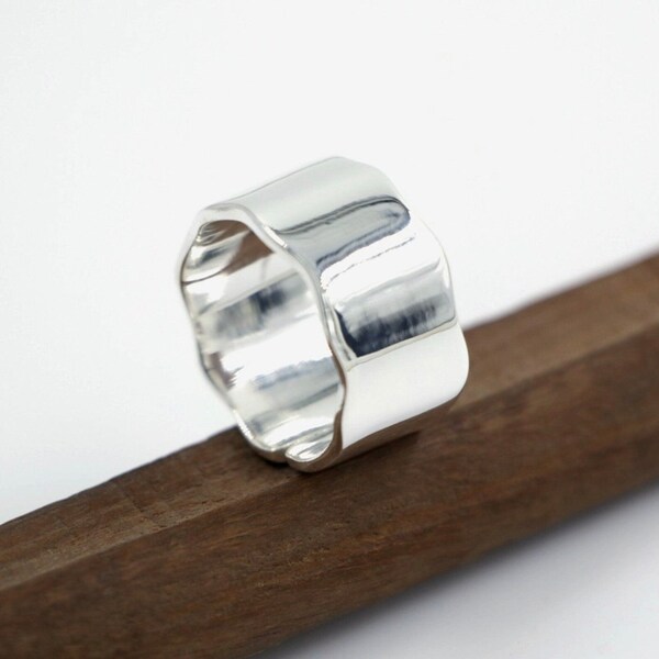 Simple Ring - Etsy