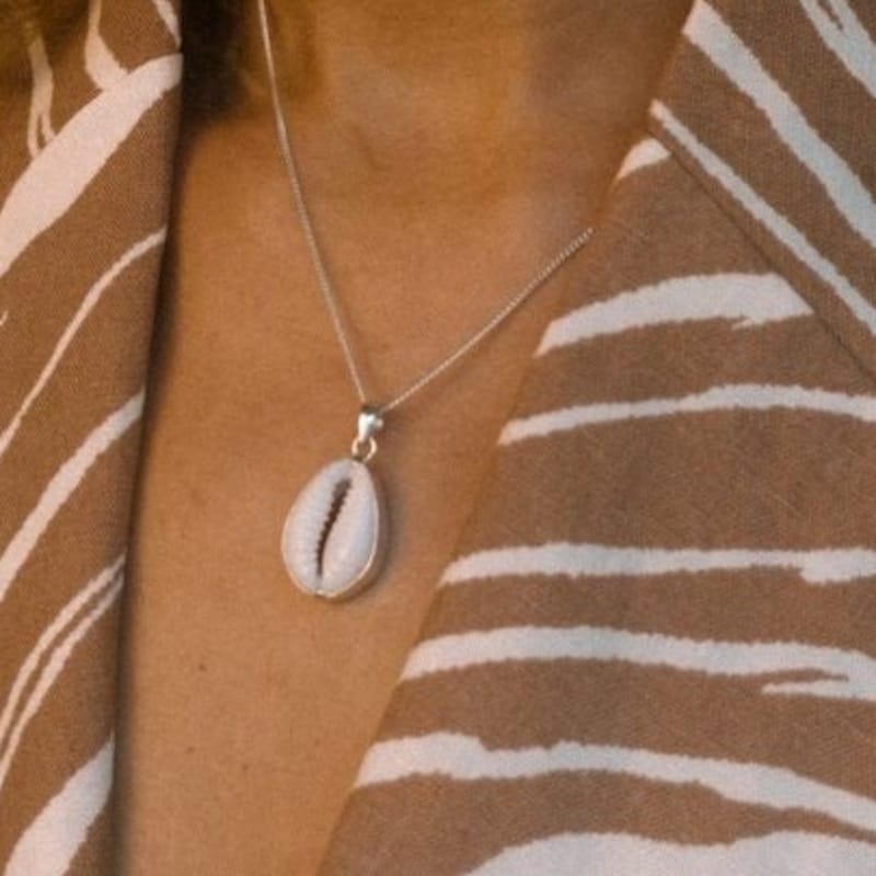 Cowrie Shell Necklace - Etsy