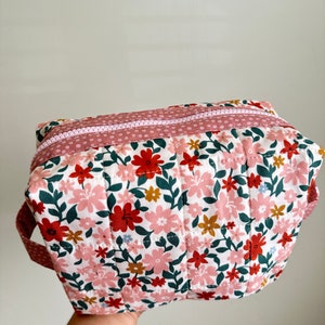 Quilted Holland Pouch (large) // Quilted Pouch // Toiletry Bag // Large ...