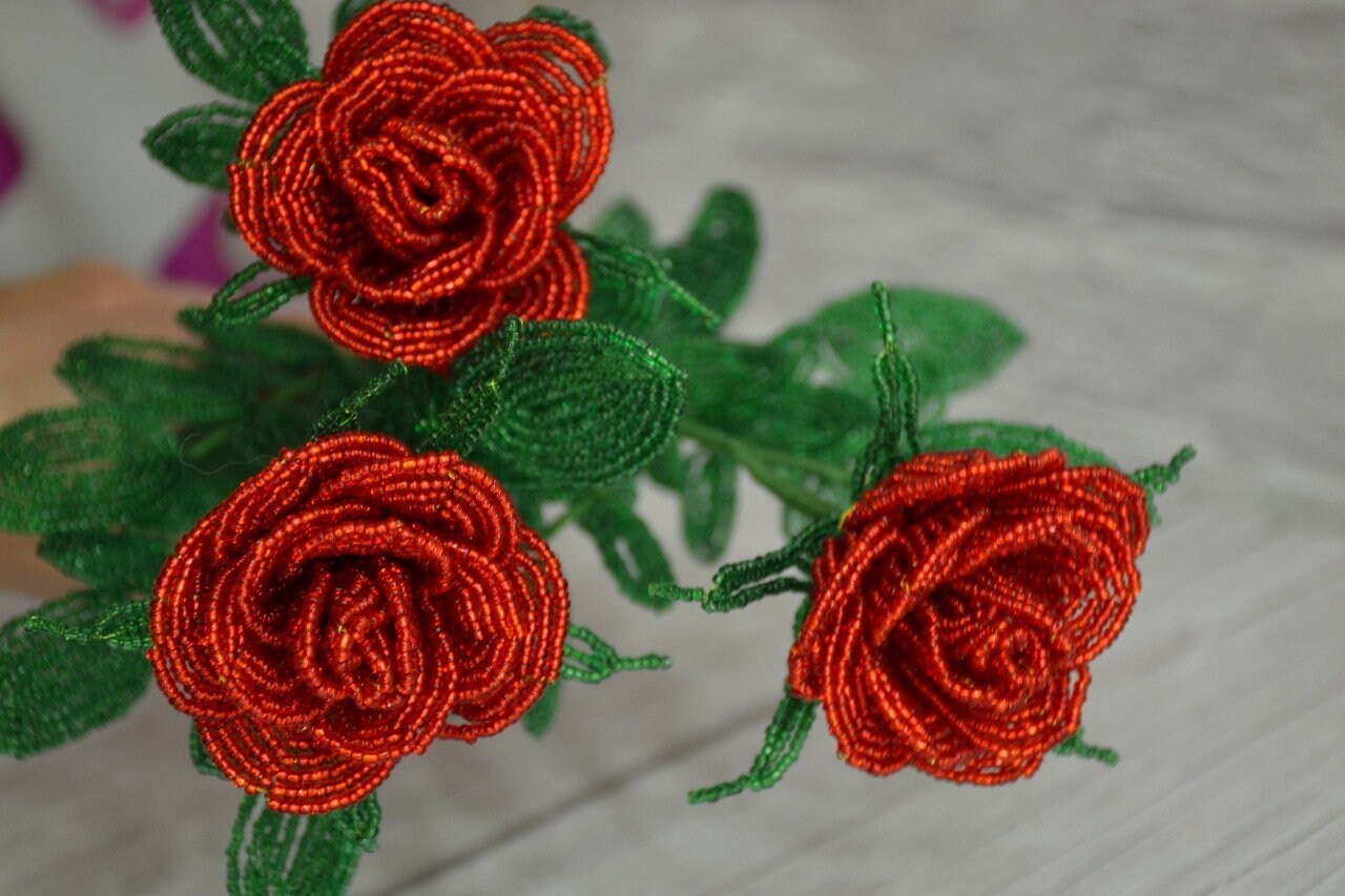 Bouquet of Red Tea Roses Flowers Bouquet Beaded Flowers Wildflowers Red ...