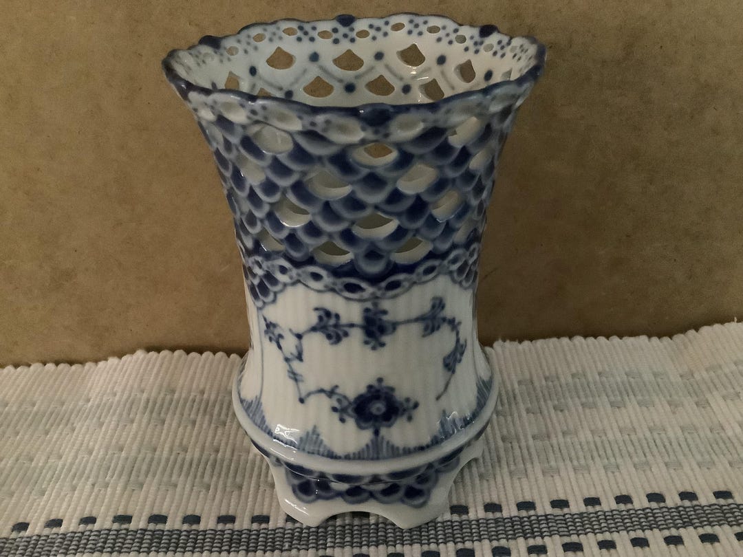 Royal Copenhagen Blue Fluted Full Lace Vase No. 1/1016. Stamp From the ...