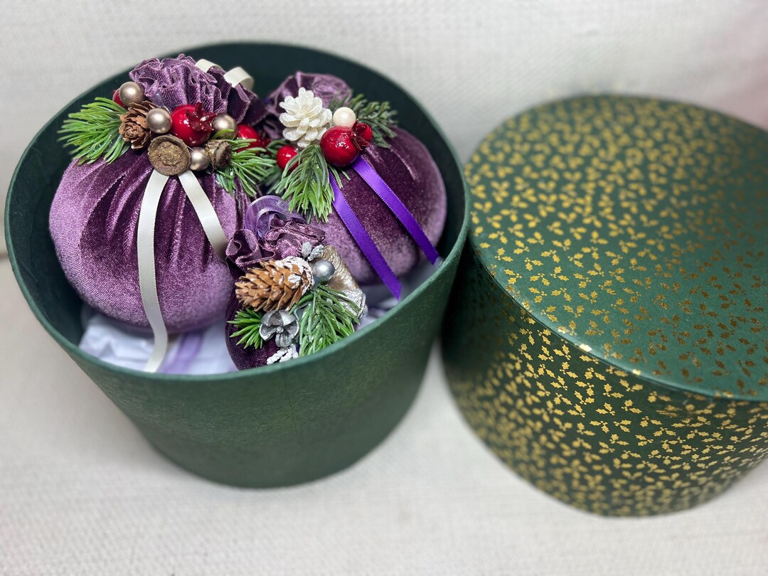 Handmade Elegant Luxury Christmas Ornaments. Set of 3 Baubles in Purple ...