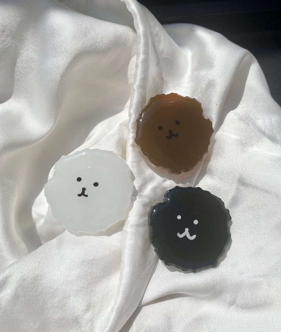 Cartoon Pet Cute Characters Resin Phone Grip | Collapsible Holder ...