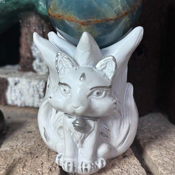 9 Tail Fox Sphere Stand - Etsy