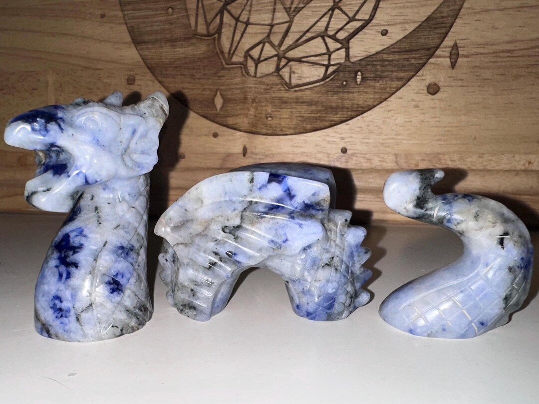 Hackmanite Sodalite 3 Piece Dragon. Uv Reactive Under Black Light - Etsy
