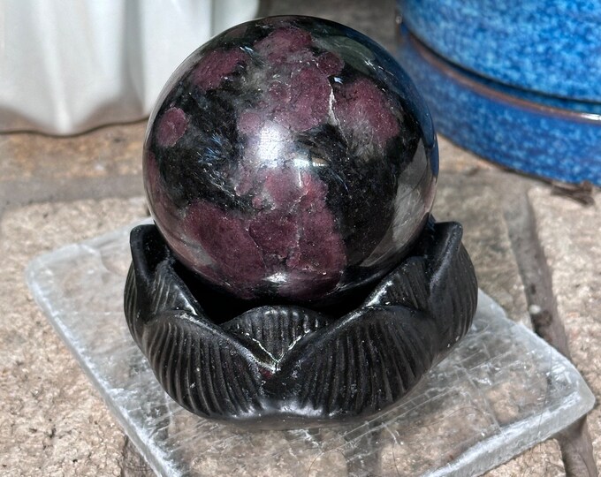 Black Tourmaline Lotus Sphere Stand - Etsy