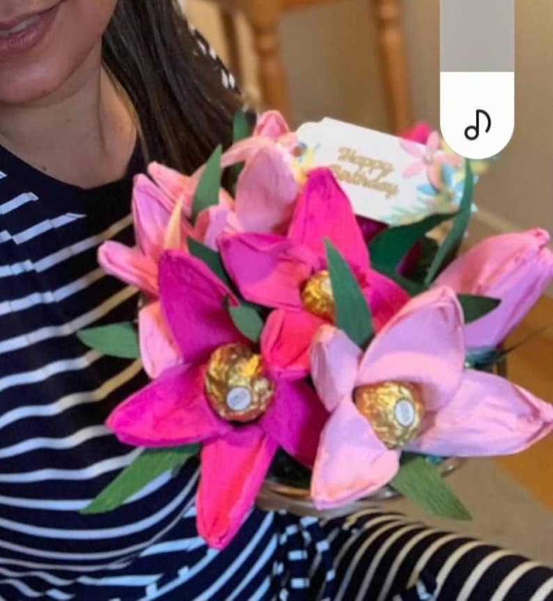 Ferrero Rocher Chocolate Bouquet: Handmade Crepe Paper Tulips - Etsy