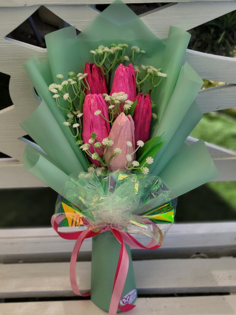 Ferrero Rocher Chocolate Bouquet: Handmade Crepe Paper Tulips - Etsy