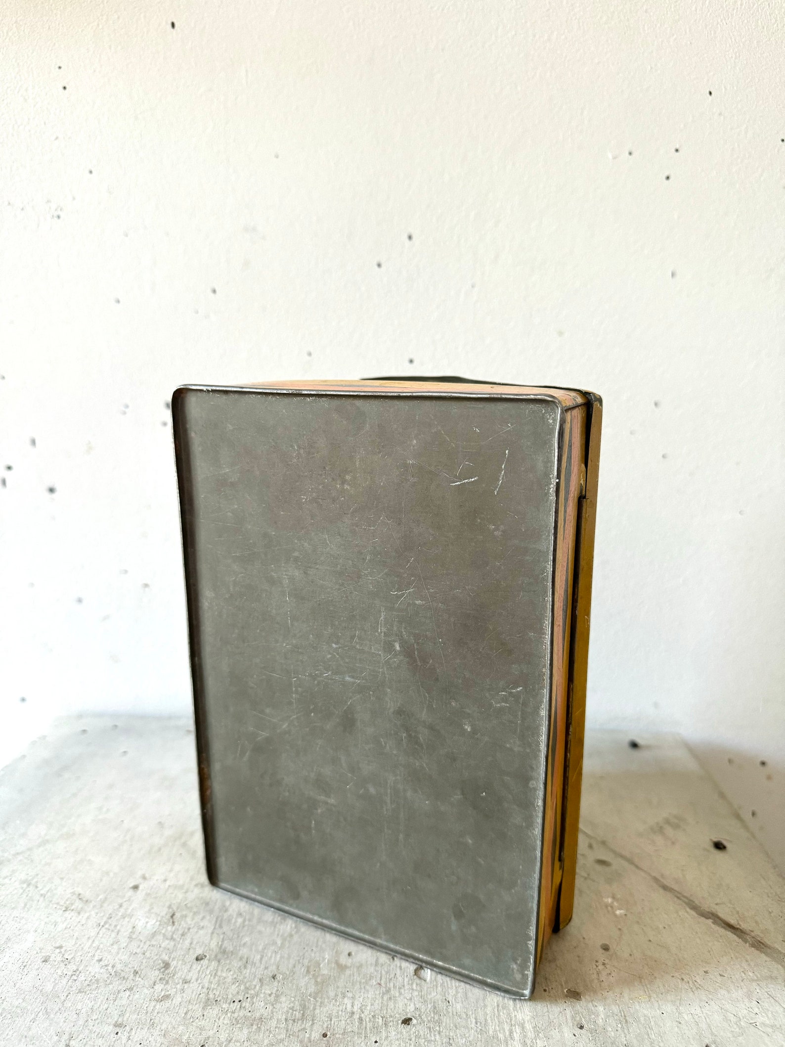 Vintage Painted Tin Box II Collectible Metal Storage Box II Storage ...