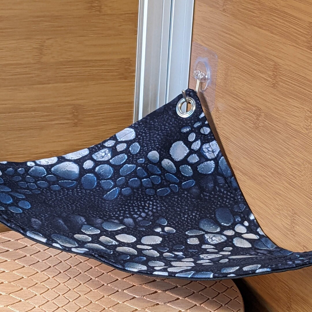 Toothless Bearded Dragon Hammock multiple Designs Available - Etsy