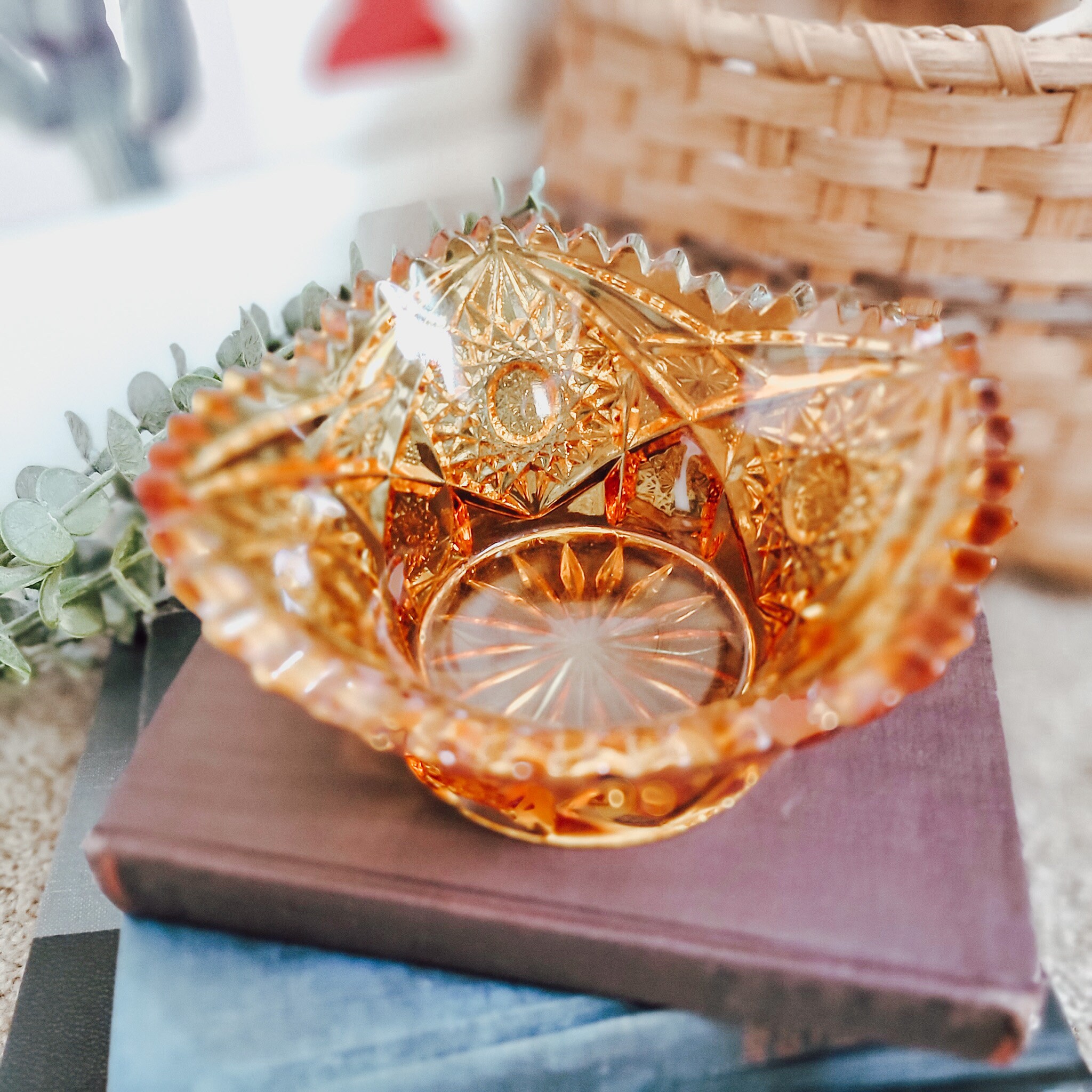 Vintage Amber Glass Cut Sawtooth Candy Dish Bowl | Kitchenware Vintage ...